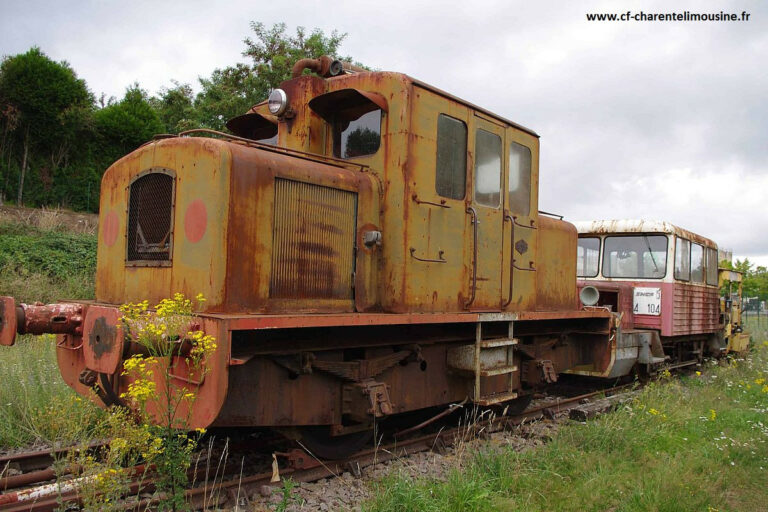 Indus. locotracteur Moyse 186 - CFCL - Patrimoine Ferroviaire Français
