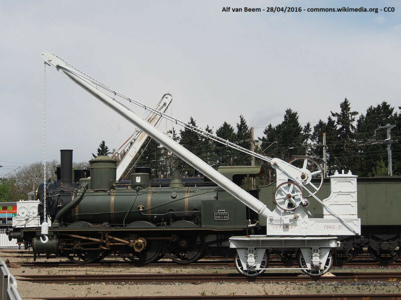 PLM grue sur rail n°1 - Mulhouse - Patrimoine Ferroviaire Français